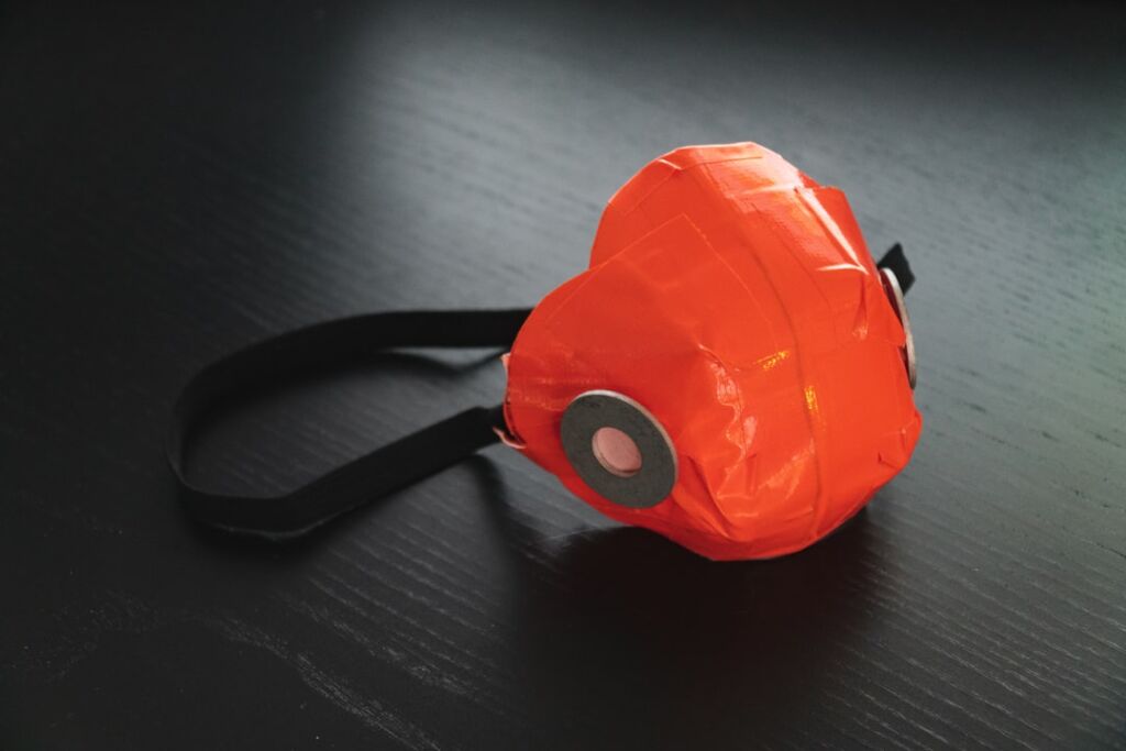 Fall Protection Equipment Harness Lanyard Guide for GCC Employers ...