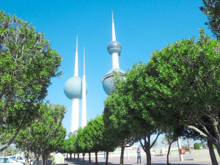 Kuwait Oil Field Construction: Complete Guide for GCC Employers ...