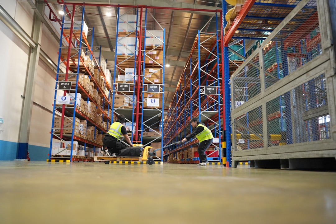 Warehouse Workers Storage Management: Complete Guide for GCC Employers