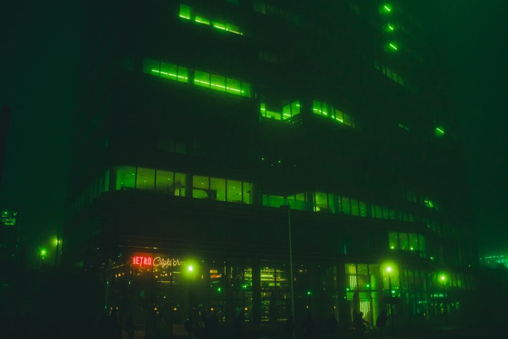 Green Building FM LEED Maintenance Standards: Complete Guide for GCC ...